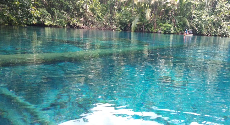 Danau Paisupok, Danau Sebening Kaca di Pelosok Banggai Kepulauan ...